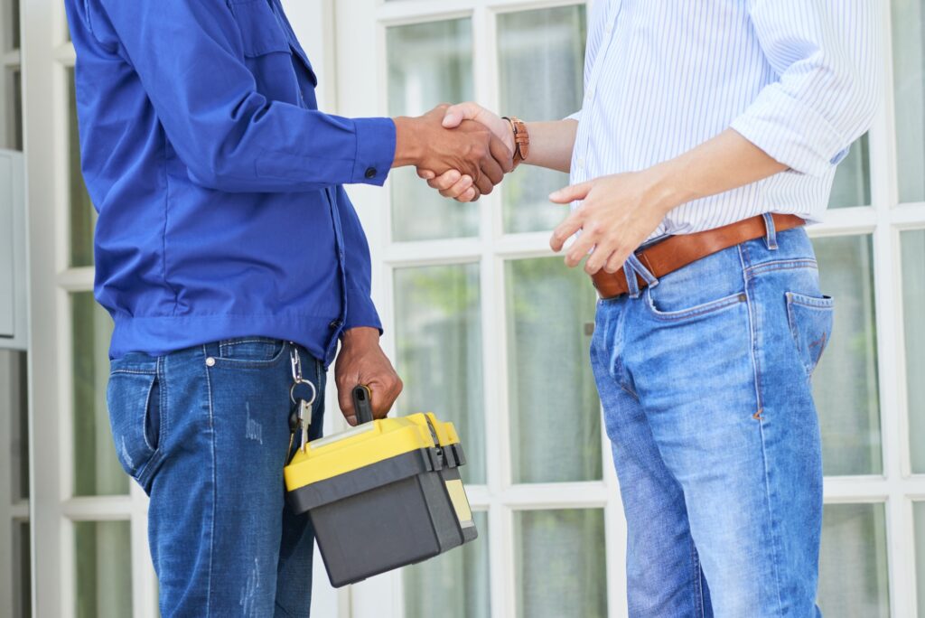 residential-commercial-plumbing-experts-dinomite-services